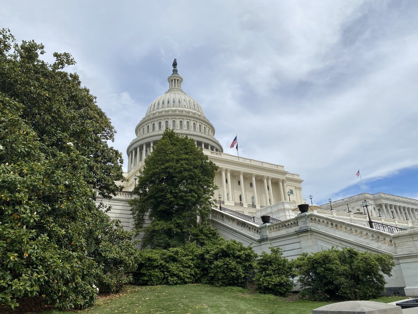 Washington Delegation Splits as Historic U.S. Government Shutdown Ends ...